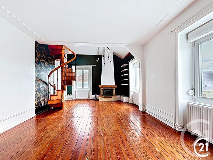 Montbéliard, Centre-ville, Prairie, Batteries du Parc, Charmontet : Appartement 5 pièces à vendre