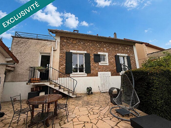 Maison 6 pièces à vendre - Ris-Orangis, Le Village