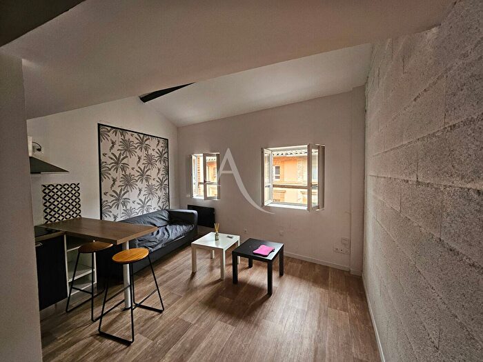 Appartement à louer - Vieux Gaillac - 2 pièces - 1 chambre