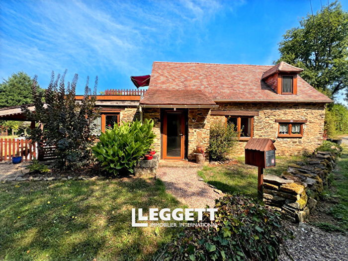 Maison à vendre - Sarrazac - 5 pièces - 2 chambres