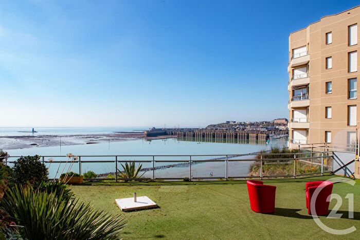 Appartement à vendre - Granville, Centre-ville - 3 pièces - 2 chambres