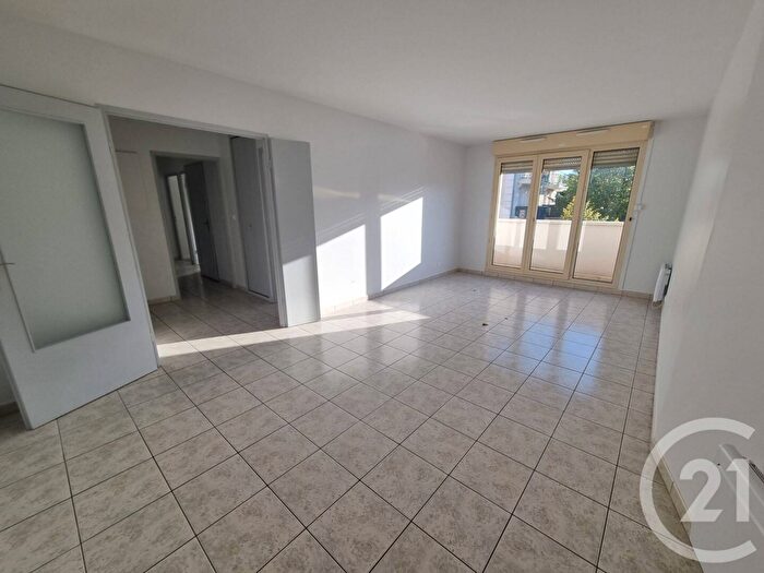 Appartement à louer - Montgeron - 3 pièces - 2 chambres