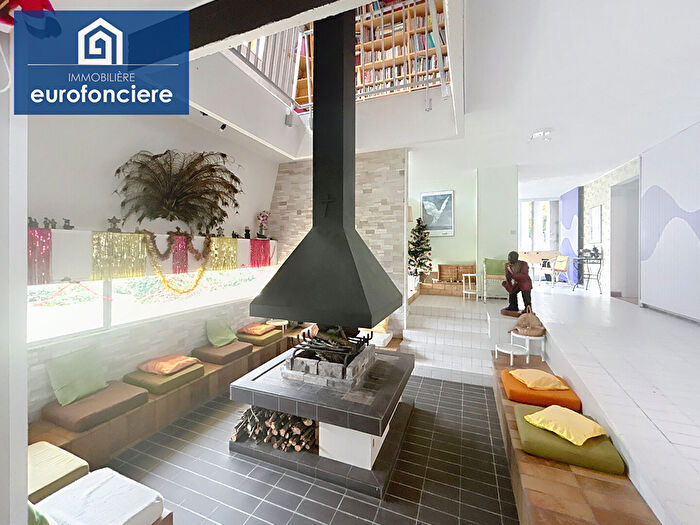 Maison à vendre - Saint-Hilaire-sous-Romilly - 14 pièces - 6 chambres