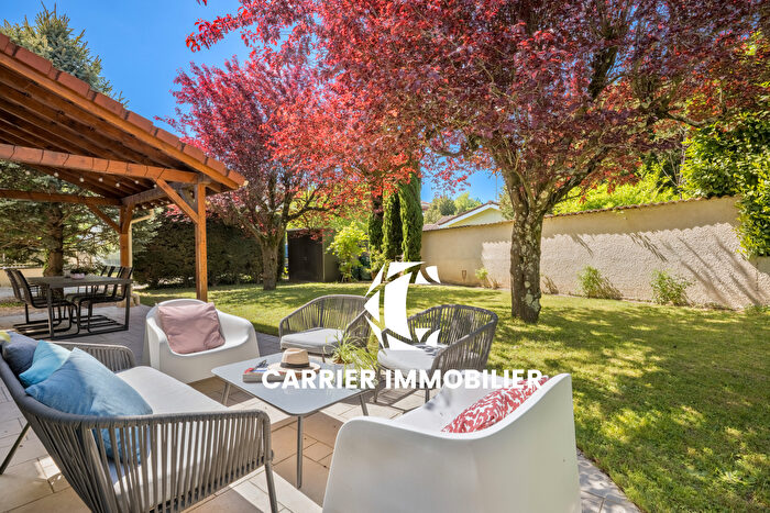 Maison à vendre - Genas - 6 pièces - 3 chambres