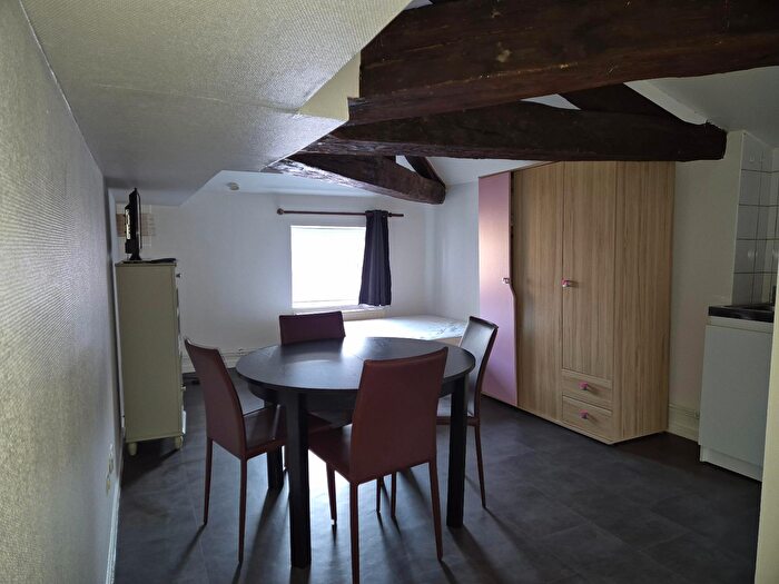 Appartement à louer - Mâcon, Centre-ville - 1 pièce