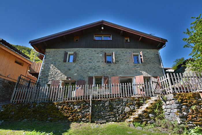 Maison 5 pièces à vendre à La Perrière