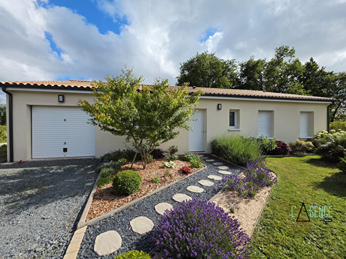 Maison 4 pièces à vendre à Hourtin