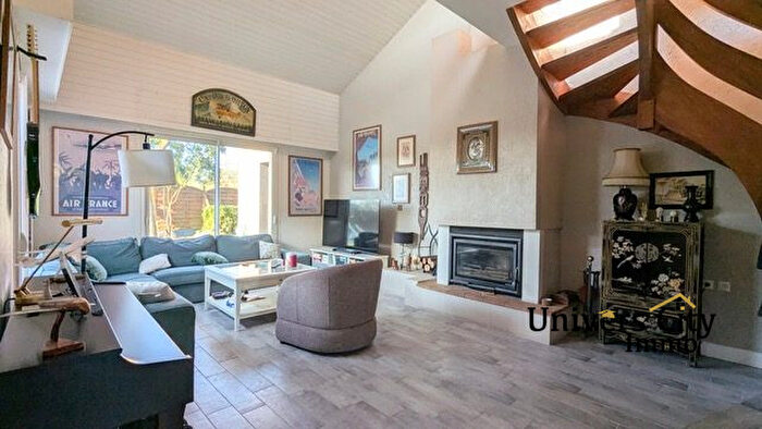 Maison à vendre - Les Sorinières - 7 pièces - 5 chambres