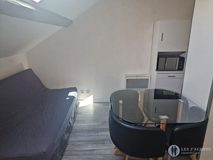 Appartement 1 pièce à Saint-Martin-d'Hères, Croizat, à louer