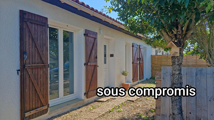 Maison à vendre - Pellegrue - 4 pièces - 3 chambres