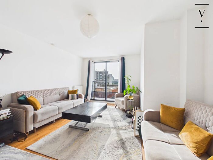 Appartement à vendre - Bagnolet, Les Coutures - 2 pièces - 1 chambre