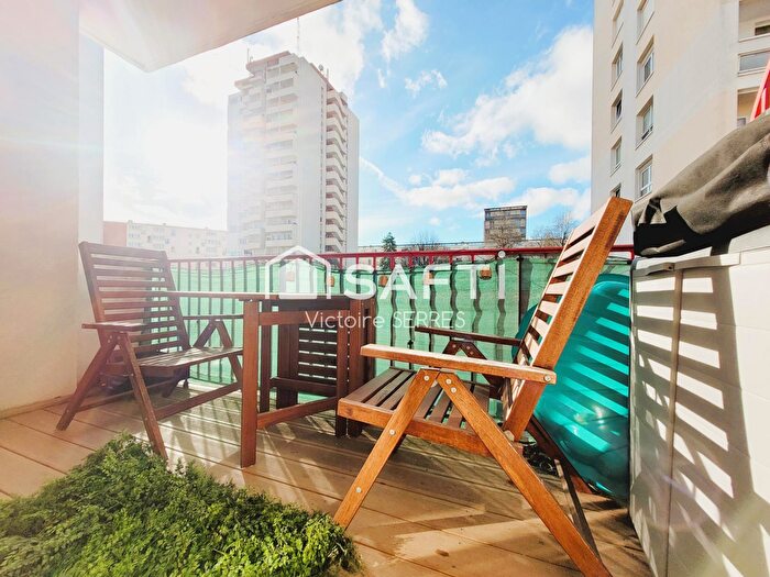 Appartement à vendre - Hérouville-Saint-Clair - 4 pièces - 3 chambres