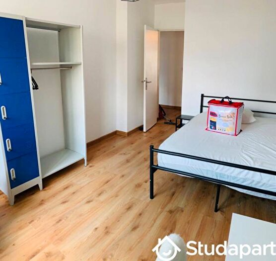 Appartement à louer - Abry, Grenoble - 1 pièce - 3 chambres