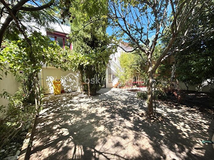 Maison à vendre - Avignon, Chevalier de Folard - 7 pièces - 5 chambres