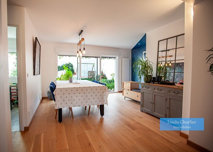 Maison à vendre - Saint-Nom-la-Bretèche - 5 pièces - 3 chambres