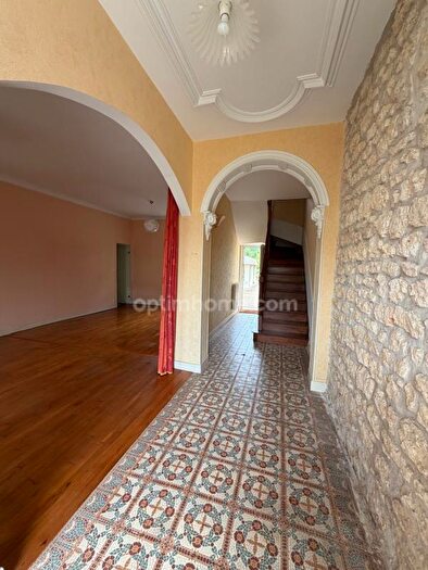 Maison 8 pièces à vendre - Saint-Yrieix-sur-Charente