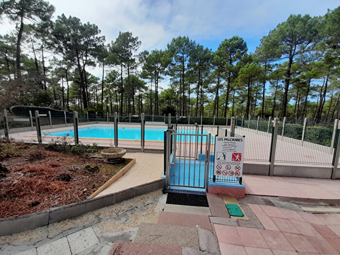 Maison à louer - Lacanau, Lacanau ville, Centre-ville - 3 pièces - 2 chambres