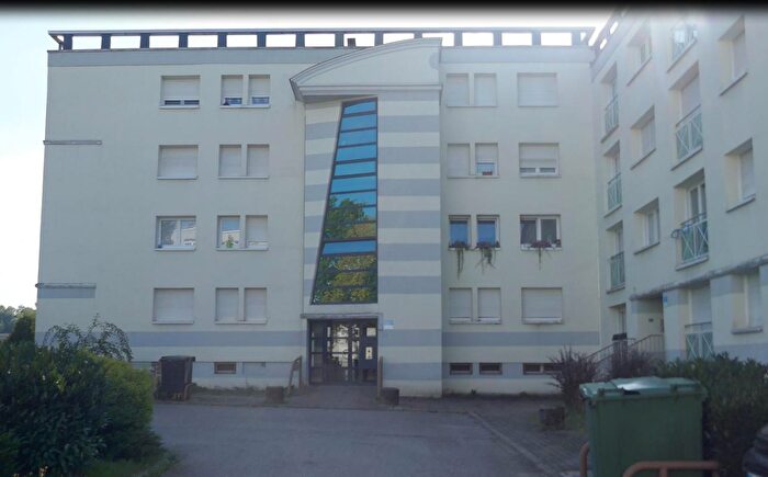 Appartement à vendre - Golbey - 4 pièces - 3 chambres