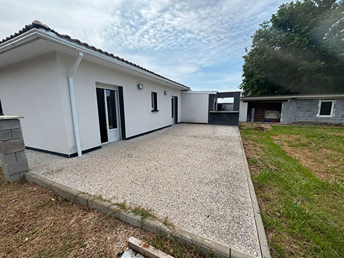 Maison à vendre - Ygos-Saint-Saturnin - 4 pièces - 3 chambres