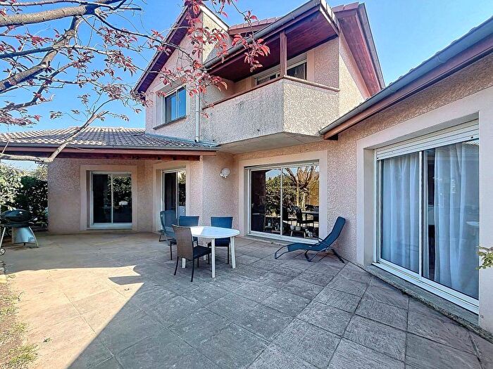 Maison 5 pièces à Quartiers Est-Rhone, Tournon-sur-Rhône, à louer