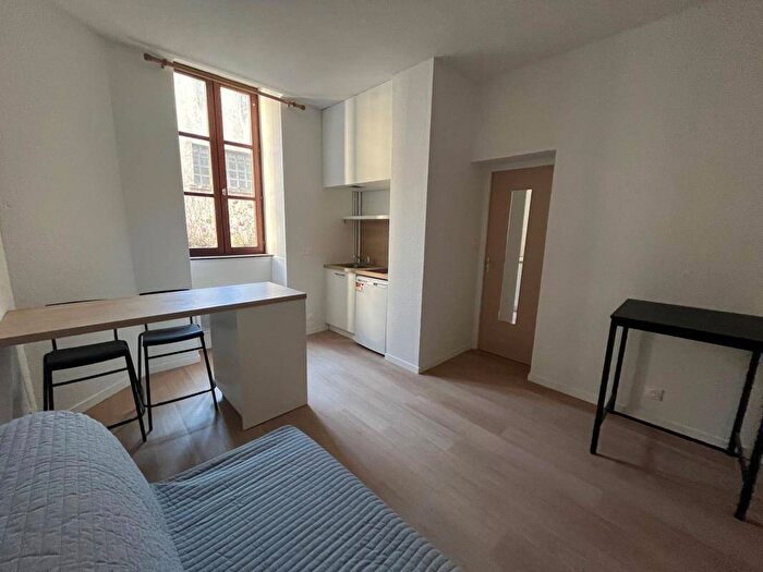 Appartement à louer - Vanteaux-Puy Las Rodas, Limoges - 1 pièce