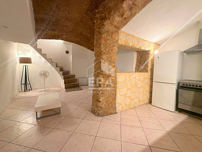 Appartement 2 pièces à vendre à Pertuis, Centre-ville, Fours à Chaux, Claret