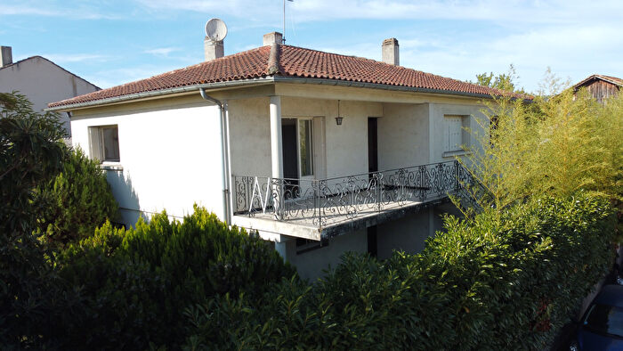 Saint-Hilaire-de-Lusignan - Maison 4 pièces à vendre