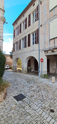 Maison 10 pièces à vendre à Montpezat-de-Quercy