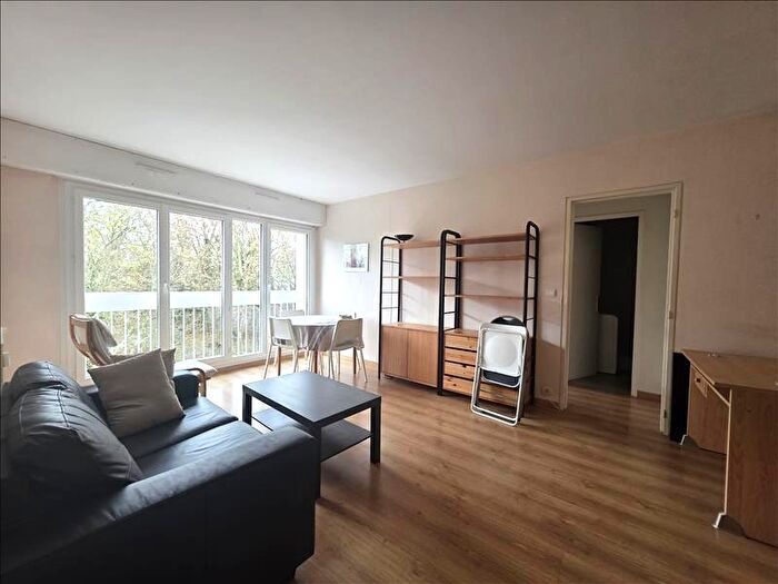 Appartement à louer - Évry, Grand Bourg - 2 pièces - 1 chambre