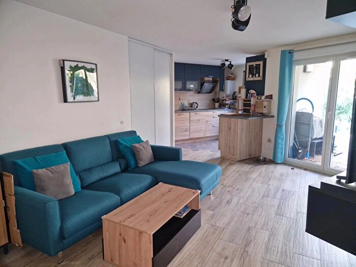 Appartement à louer - Thiais, Belle Epine - 4 pièces - 3 chambres