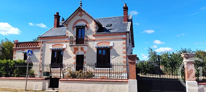 Maison 6 pièces à vendre à Chambon-la-Forêt