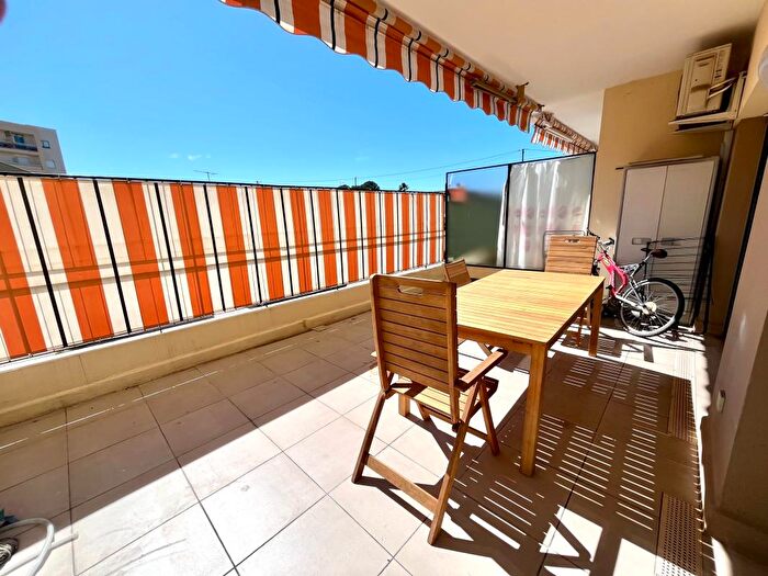 Appartement à vendre - Le Cannet, Rocheville, Colombier, Campelières - 2 pièces - 1 chambre