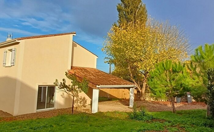 Maison à vendre - Angoulême, Sillac, La Grande Garenne - 6 pièces - 4 chambres