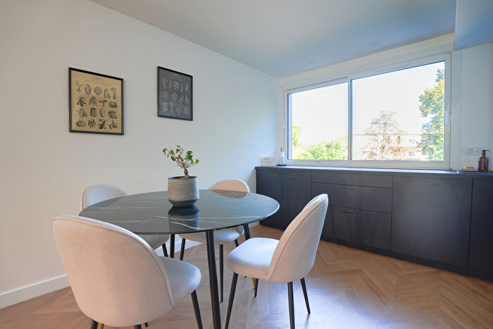 Appartement à vendre - Chamalières, Royat - 4 pièces - 3 chambres