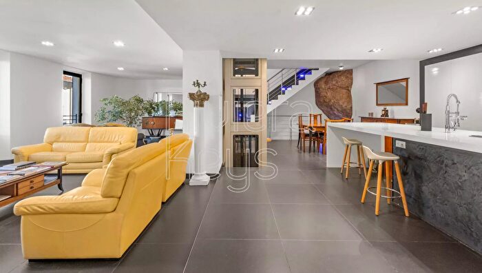 Appartement à vendre - Cannes, Petit Juas - 8 pièces - 4 chambres