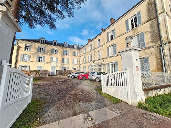 Appartement à vendre - Pougues-les-Eaux - 3 pièces - 2 chambres