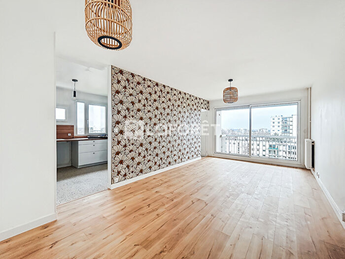Appartement 4 pièces à Mont-Saint-Aignan, Colbert, Les Coquets, à louer