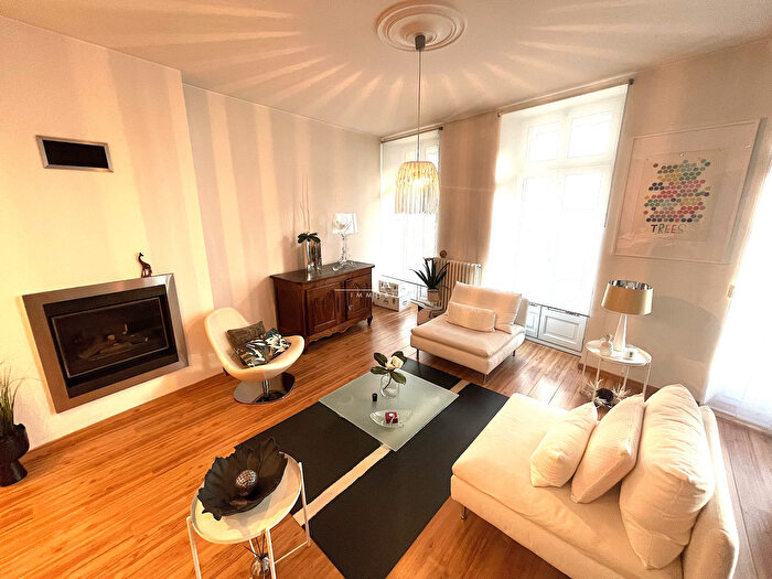 Maison à vendre - Bagnères-de-Luchon - 6 pièces - 4 chambres