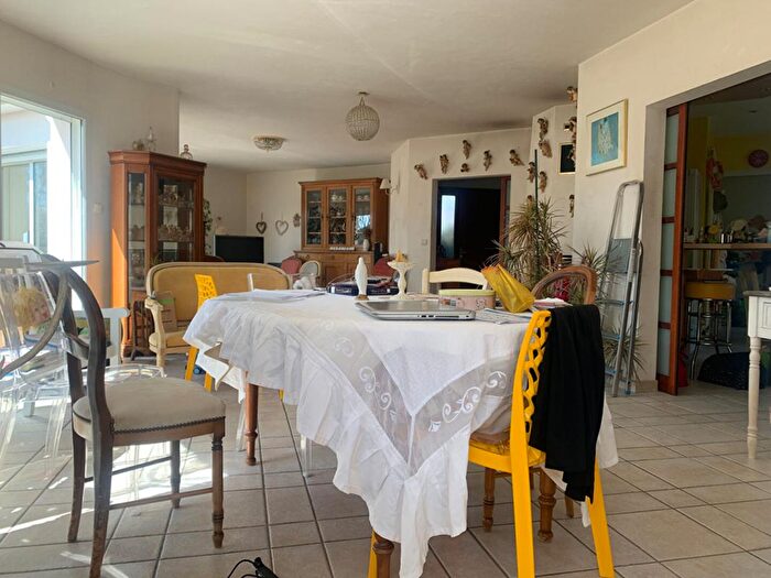 Maison à vendre - Saint-Nazaire, Saint-Marc - 5 pièces - 4 chambres