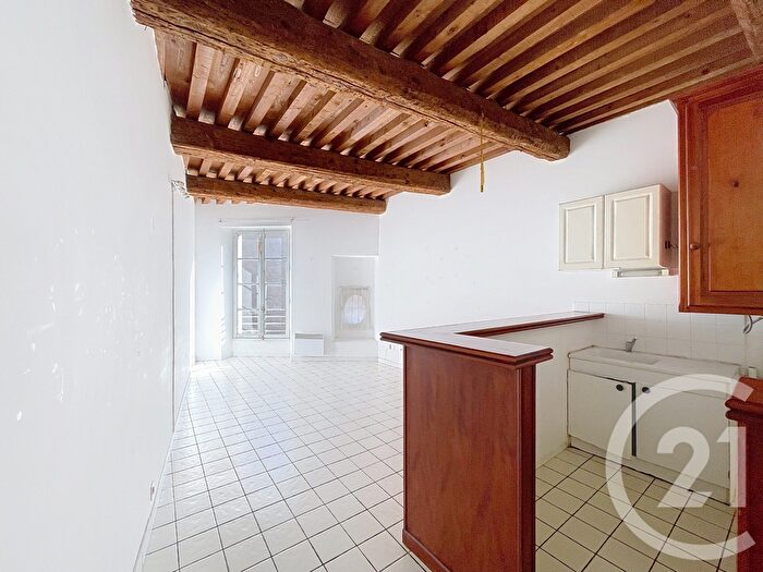 Appartement à vendre - Bagnols-sur-Cèze, Centre-ville - 2 pièces - 1 chambre