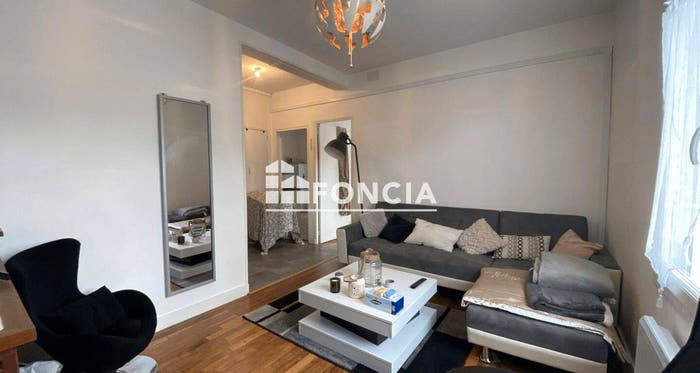 Centre Ville Est, Lisieux - Appartement 2 pièces à louer