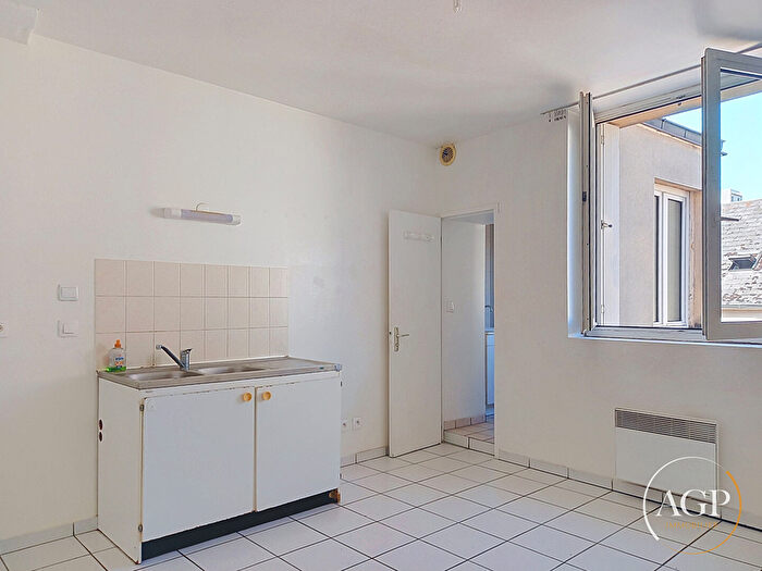Appartement 2 pièces à louer - Orléans, Saint-Vincent, Pasteur