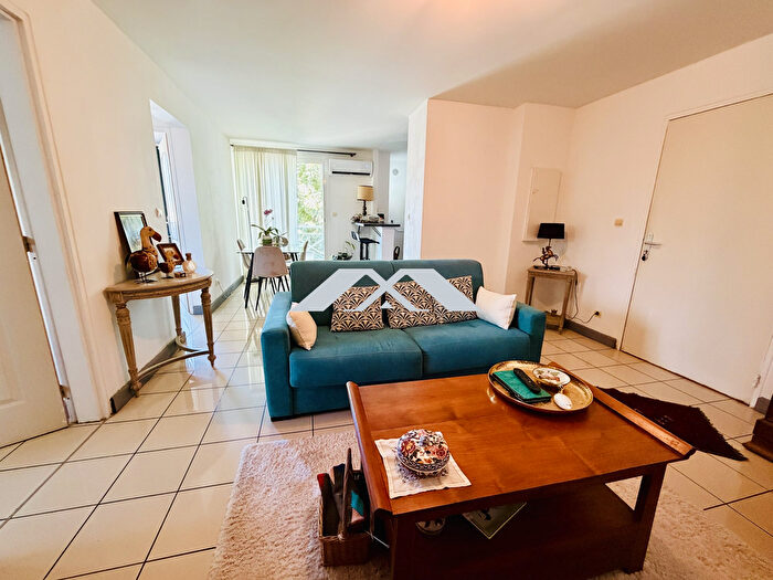 Appartement 3 pièces à vendre - Saint-Pierre, Bois dOlive