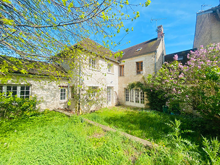 Maison à vendre - Boran-sur-Oise - 9 pièces - 5 chambres
