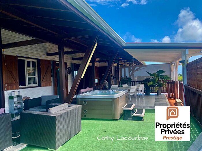 Maison à vendre - Petit-Bourg - 8 pièces - 5 chambres