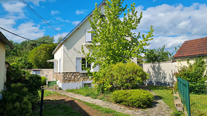 Maintenon : Maison 4 pièces à vendre