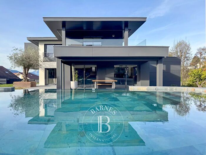 Maison à vendre - Tresserve - 6 pièces - 4 chambres