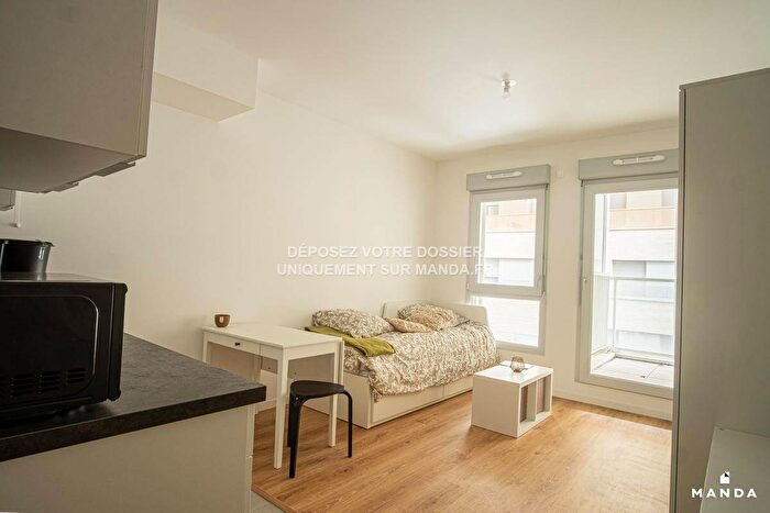 Appartement 1 pièce à louer - Bois dAmour-Porte de Paris-Courlancy, Reims