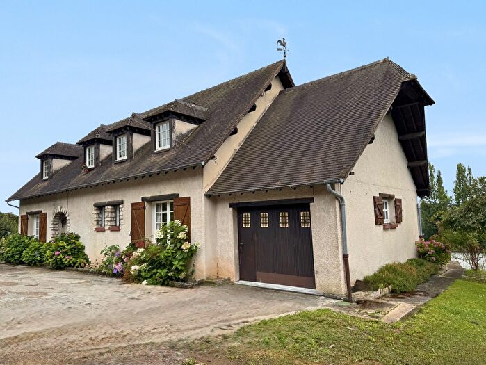 Maison à vendre - Sainte-Barbe-sur-Gaillon - 7 pièces - 5 chambres