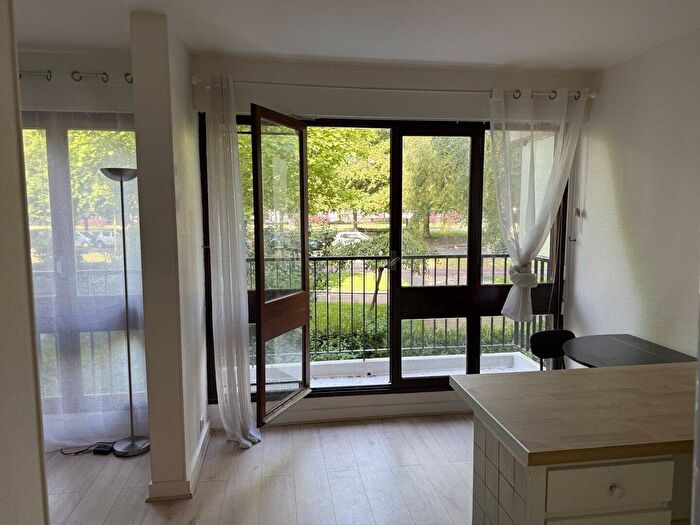 Le Chesnay-Rocquencourt : Appartement 1 pièce à louer